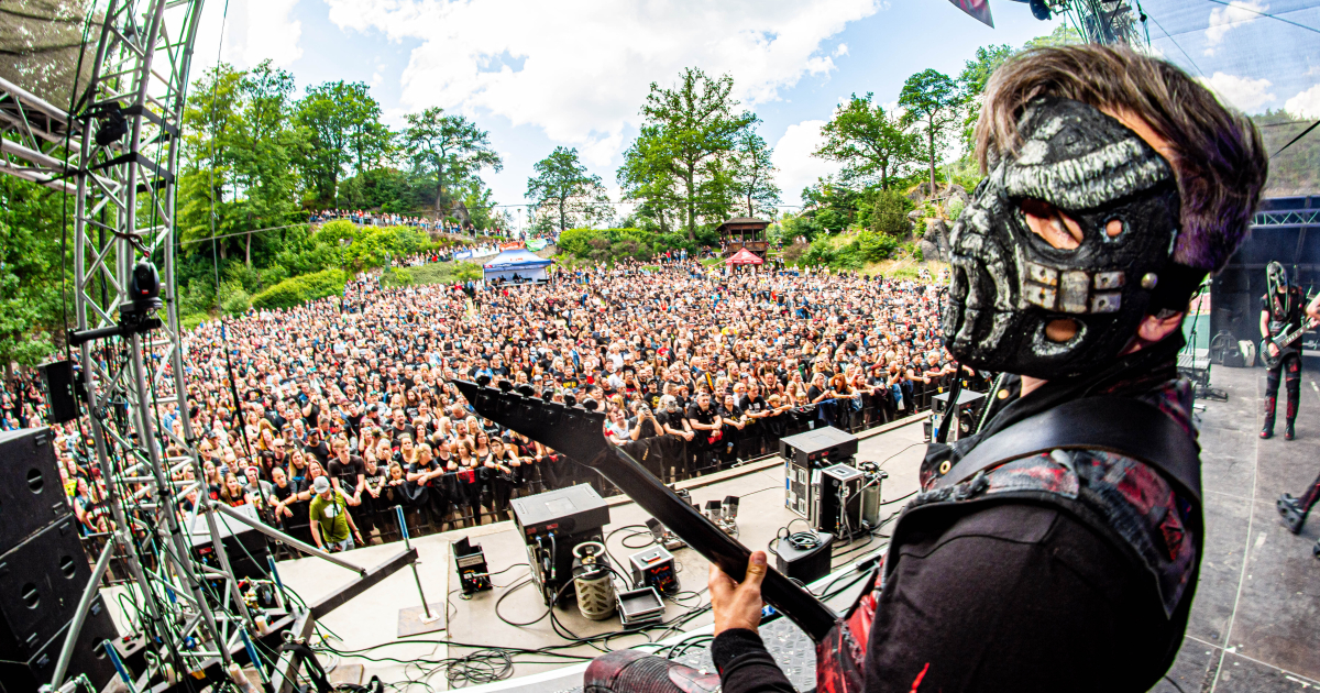 Rozhněvaní Dymytry dál pilují svůj „psy-core“ | frontman.cz