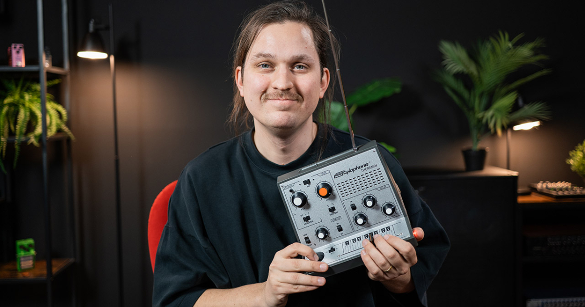 Hodně rychlá recenze: Dübreq Stylophone Theremin | frontman.cz