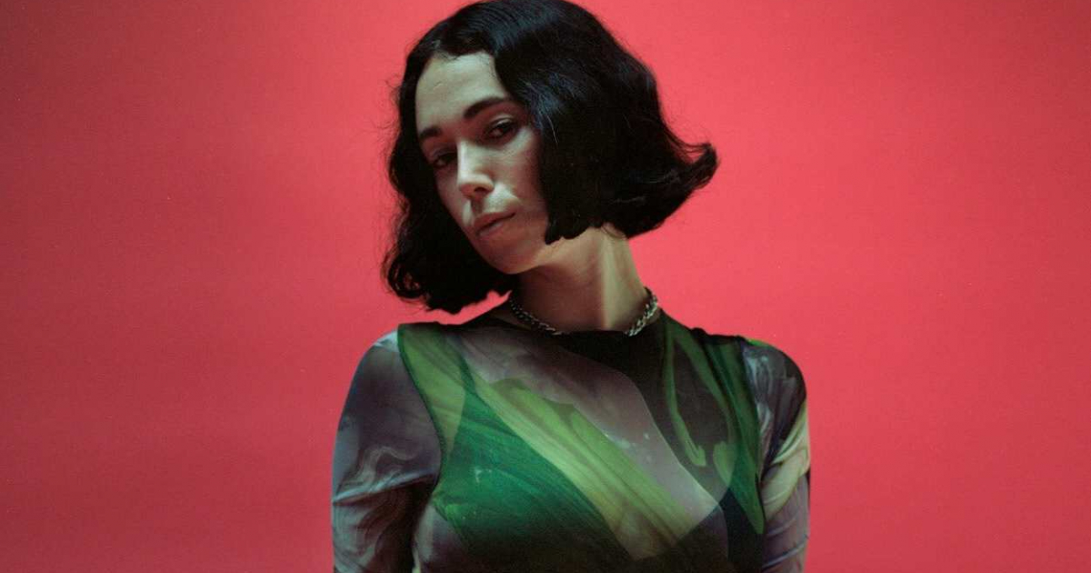 Kelly Lee Owens objevuje rodné kořeny melancholicko-tanečním způsobem ...