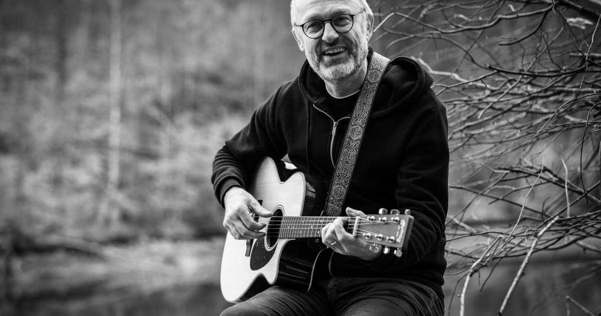 Mirek Kemel, Mrakoplaš i Blondýna zahrají pro Rádio Proglas | frontman.cz