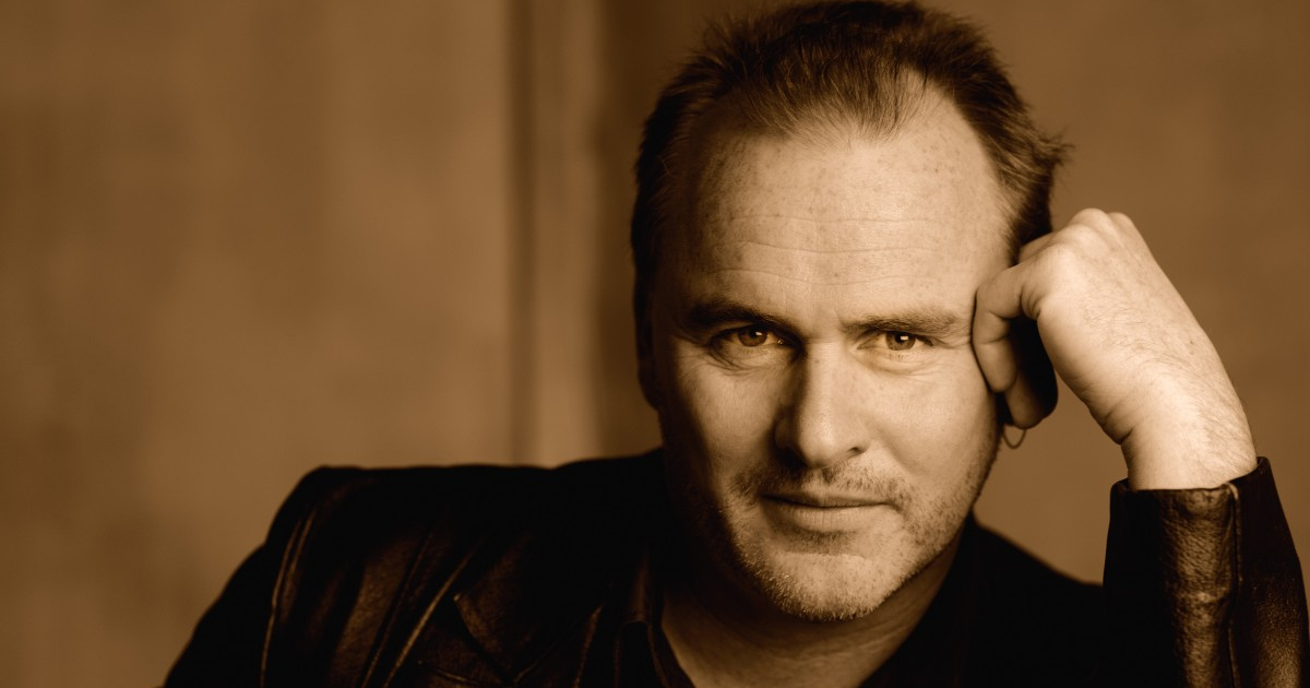 Dave Goodman nás provede svou kytarovou hrou | frontman.cz