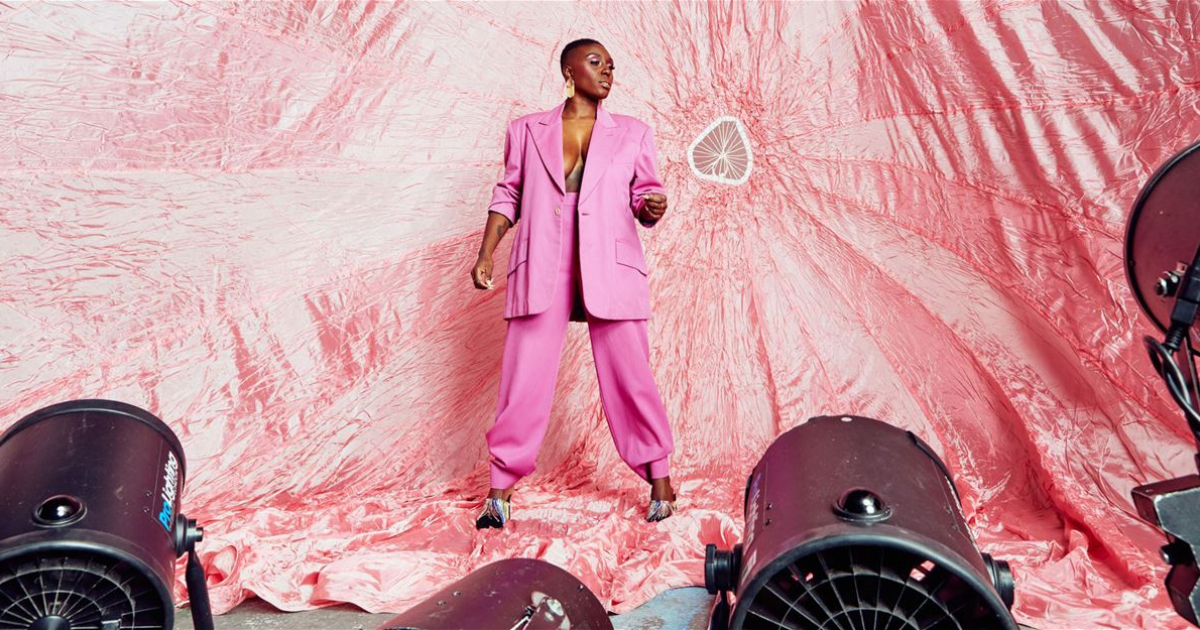 Koncert zblízka: Laura Mvula zahalená do osmdesátkových beatů musela ...