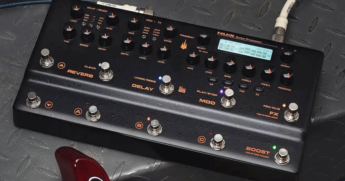 Preamp/multiefekt Nux Trident | frontman.cz