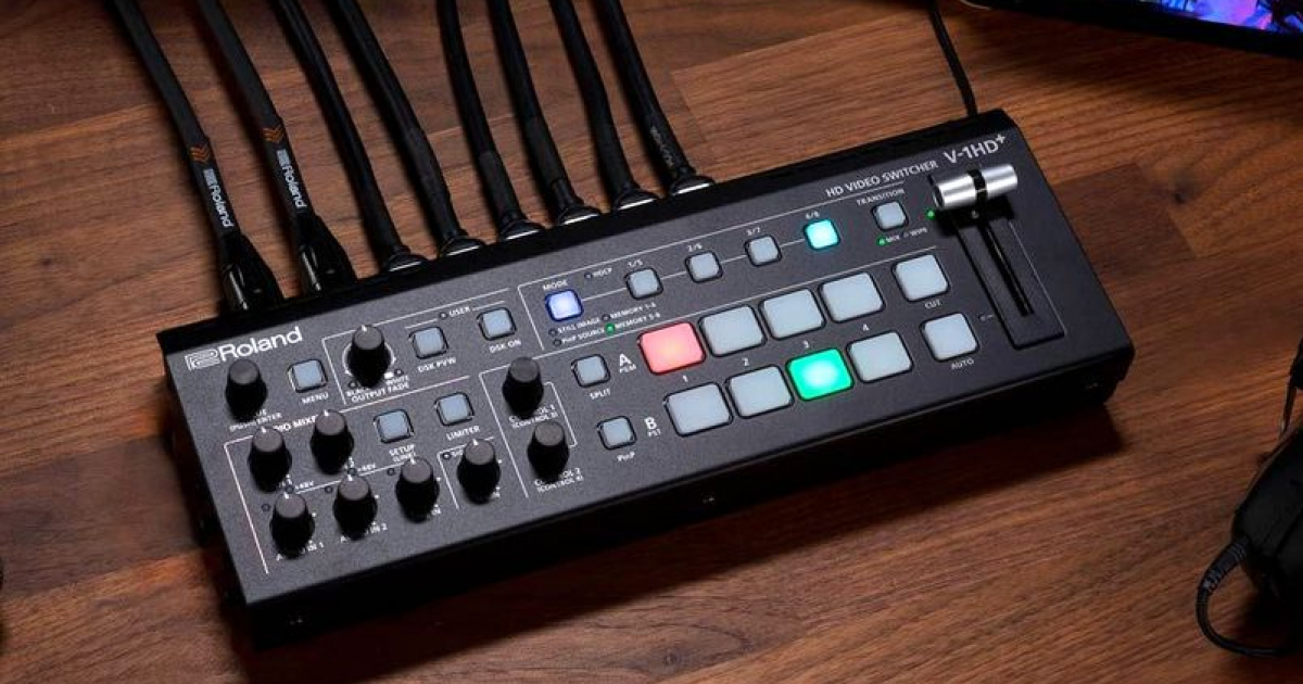 HD audio/video switcher Roland V-1HD+ | frontman.cz