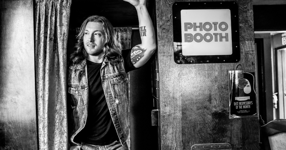 Cory Marks: Country potřebuje změnu a tou změnou chci být já | frontman.cz