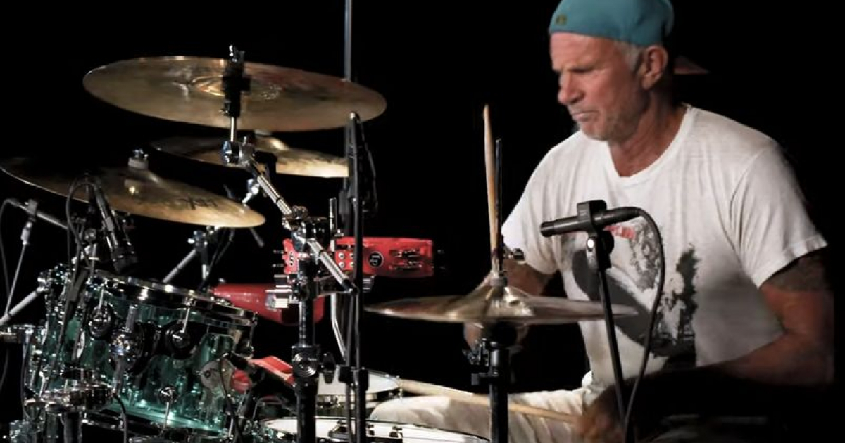 Chad Smith demonstruje svůj nový LP Percussion Red Hot Pack | frontman.cz