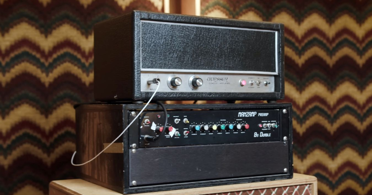 Jak hraje Johnsonův aparát Dumble za 400 tisíc dolarů? | frontman.cz