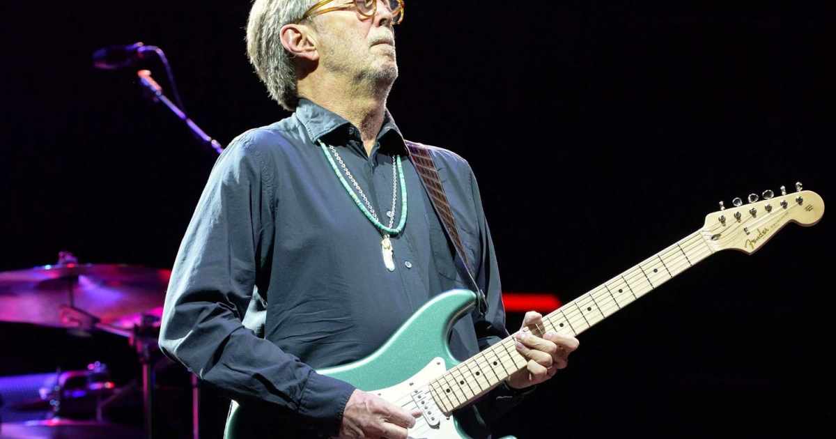 Gear Tour: pódiový rig Erica Claptona (2021) | frontman.cz